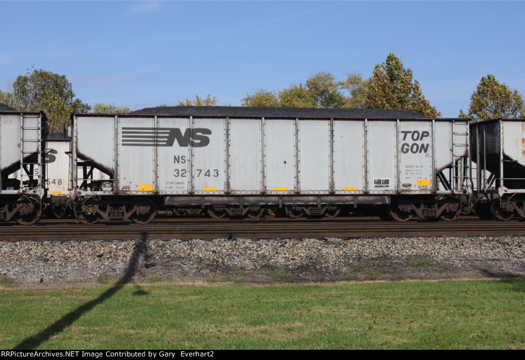 NS 32743 - Norfolk Southern